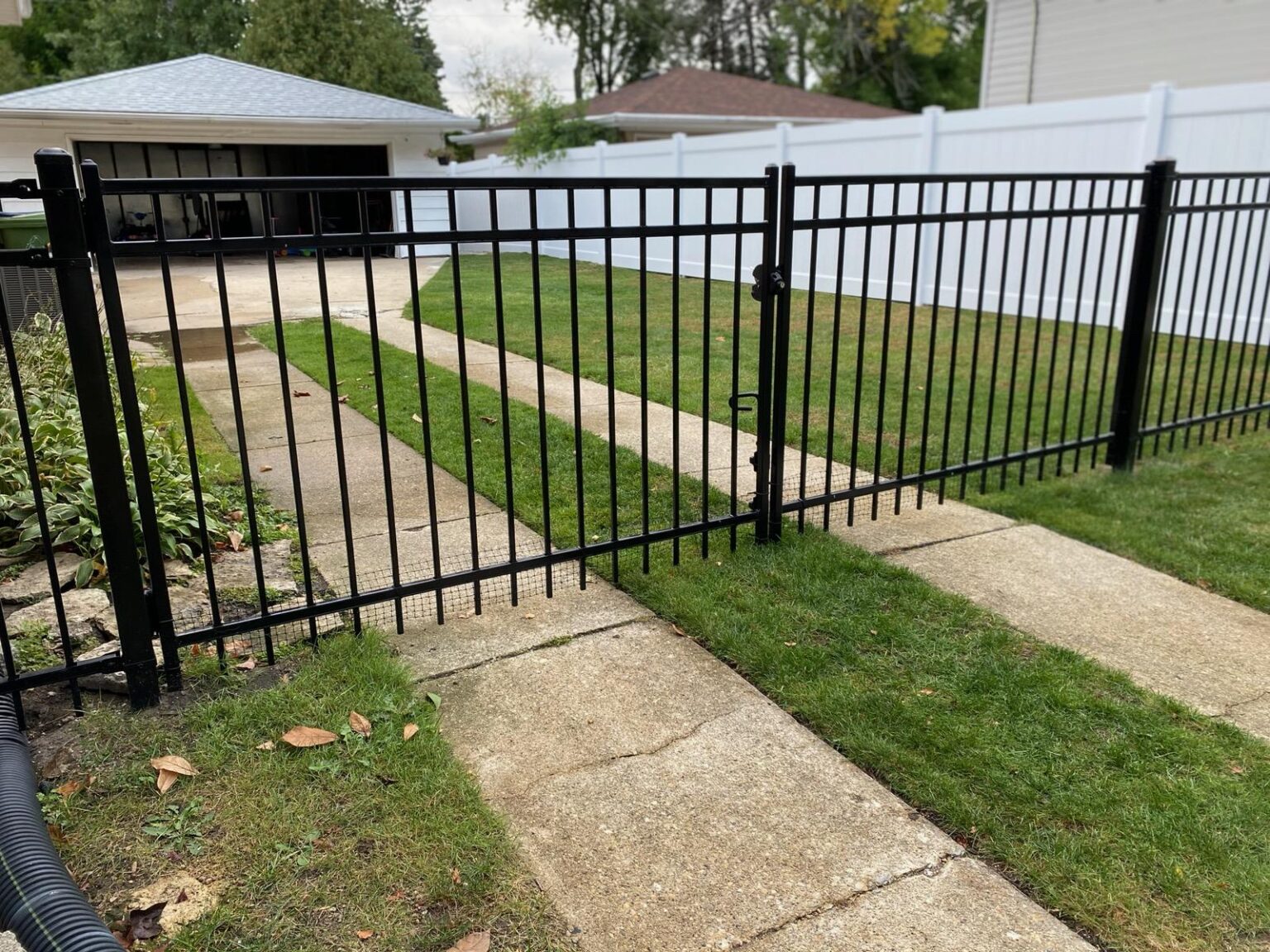 Custom Fencing Company in Chicago, IL | Custom Fencing Near Me ...